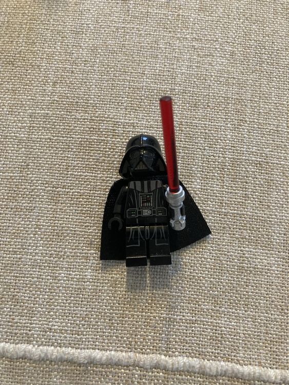 LEGO Star Wars – Darth Vader Minifigur (Helm abnehmbar) (Gebraucht) in ...