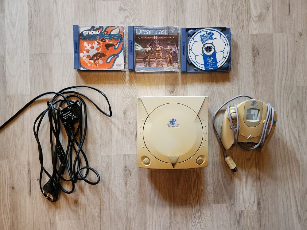 Dreamcast (PAL) Konsole mit 3 Spielen & Controller 👍🎮🤩 (Gebraucht) in ...