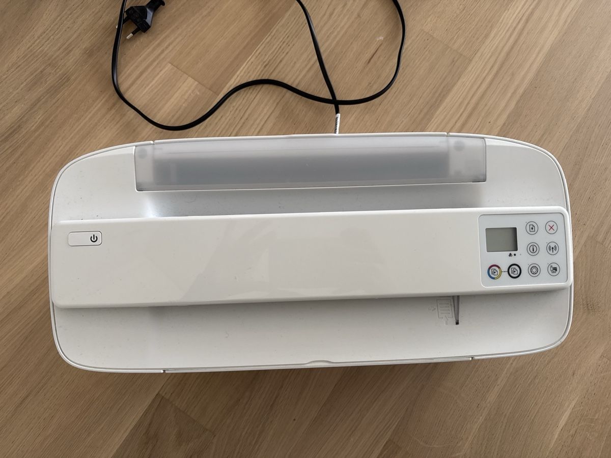HP Deskjet 3750 All-in-One Drucker - Top Zustand! (Gebraucht) in ...