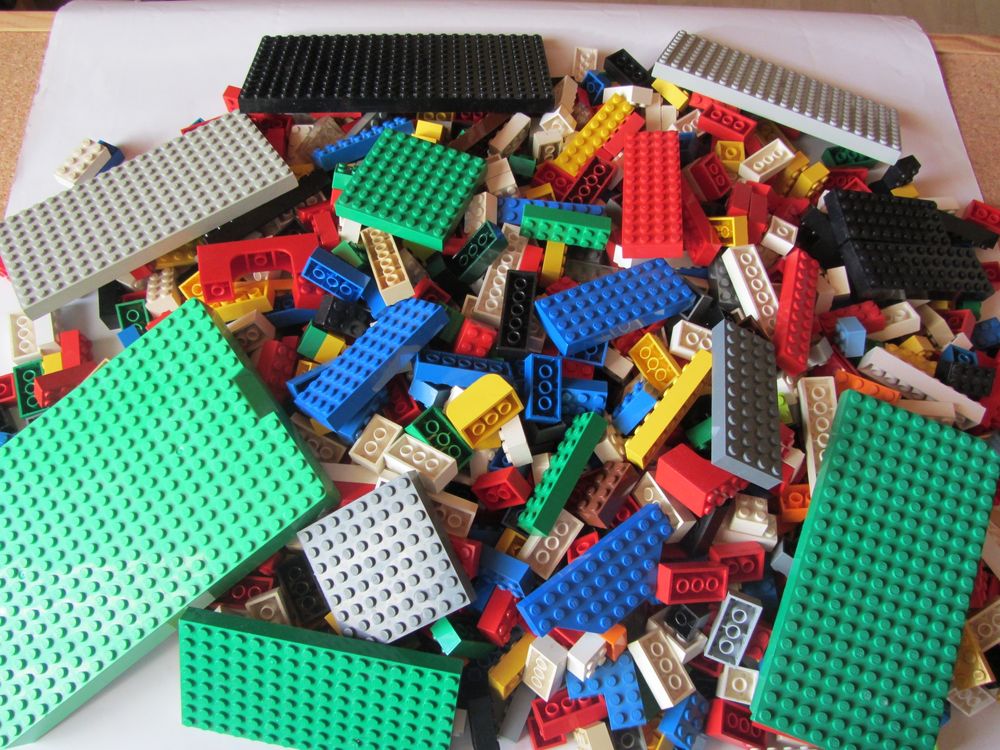 Legosteine und Platten 2.3kg (Gebraucht) in Mühlau für CHF 26 – mit ...