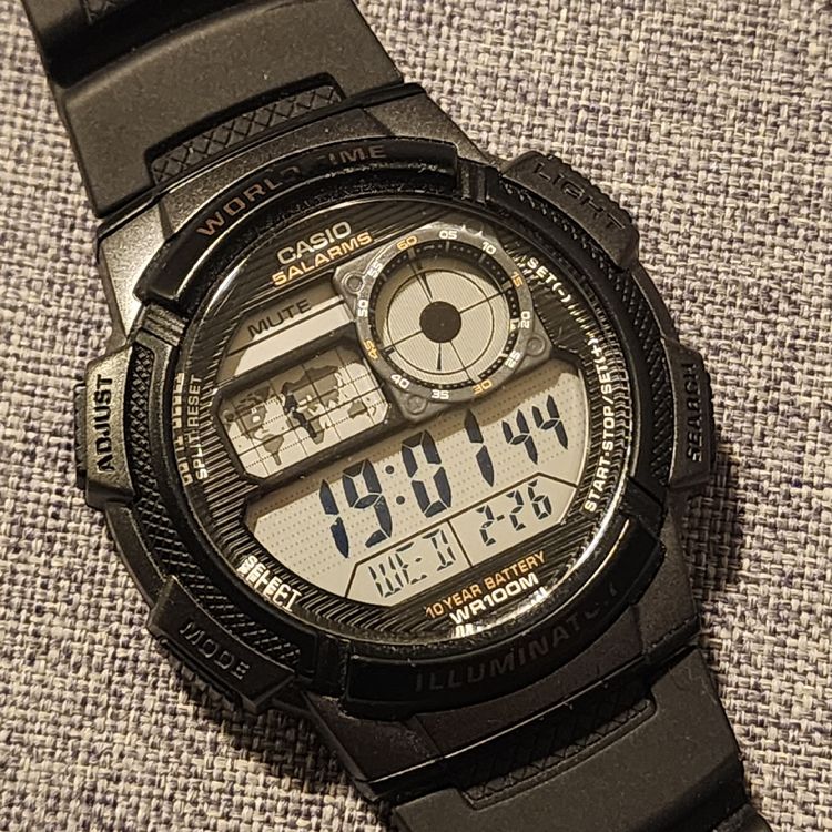Casio Herrenuhr World Time | Kaufen auf Ricardo