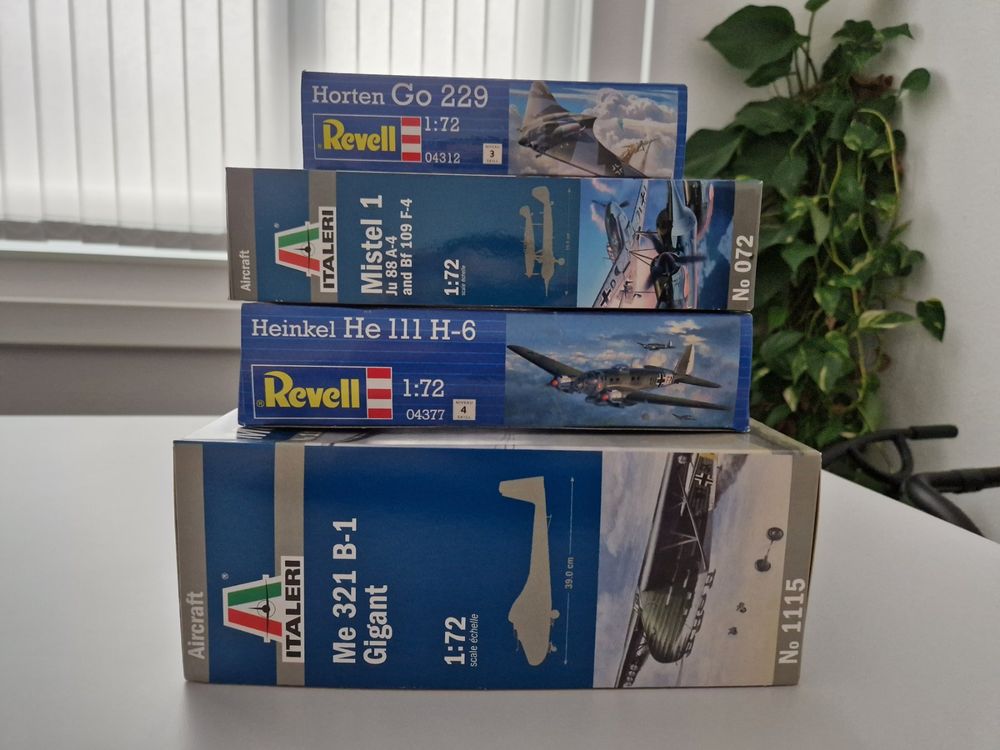 Vier Modellbauset 1:72, Go 229, Ju 88 A-4, He 111, Me 321 | Kaufen auf ...