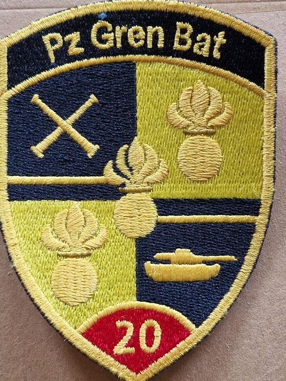 Panzer Abzeichen Panzer Gren Bat 20 Rot | Kaufen auf Ricardo