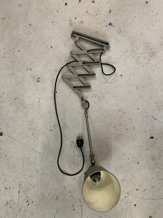 Vintage Industrie Lampe (Gebraucht) in Allschwil für CHF 42 – mit Lieferung auf Ricardo kaufen