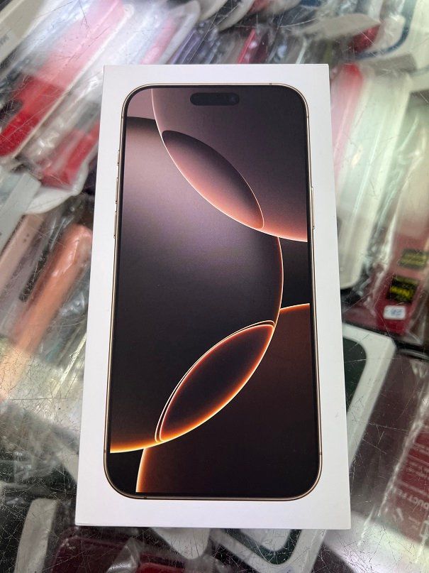 IPHONE 16 PRO MAX 256GB DESERT FABRIKNEU!!! (Neu und originalverpackt) in Zürich für CHF 1099 ...