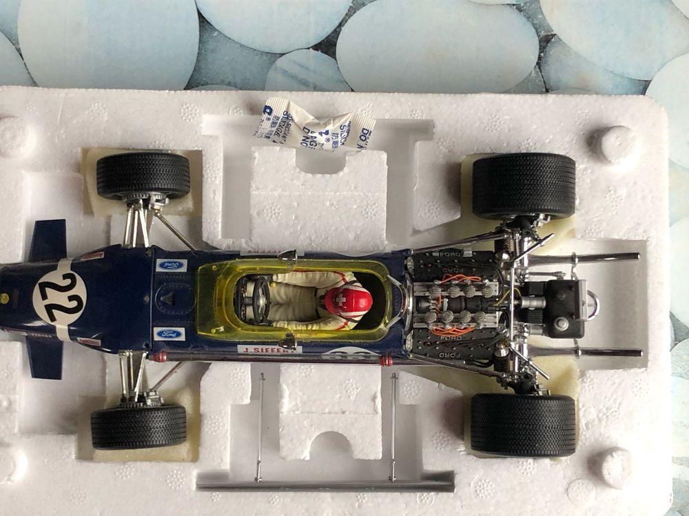 Lotus Ford 49B Jo Siffert 1er 1968 British GP. 1:18 Exoto (Neuf avec ...