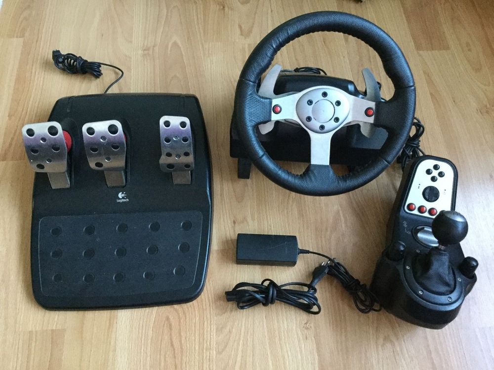 Logitech G25 Racing Wheel für PS2/PS3/PC | Kaufen auf Ricardo