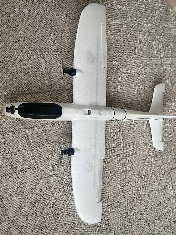 Modellflugzeug "Flying Fish" + FPV + FrSky Receiver (Gebraucht) in ...