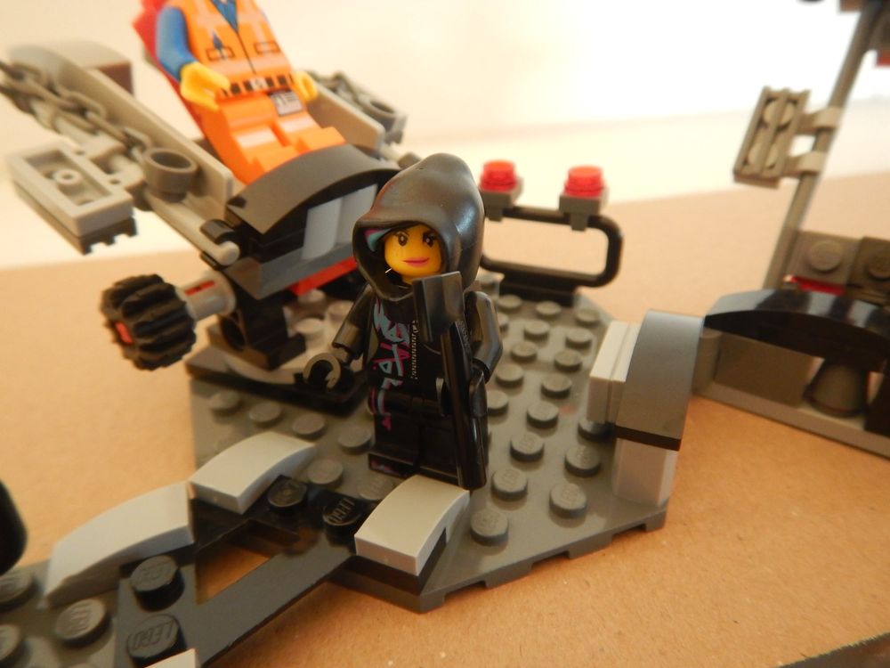 Lego 70801 Movie Schmelz-Raum (Gebraucht) in Langendorf für CHF 5 – mit ...