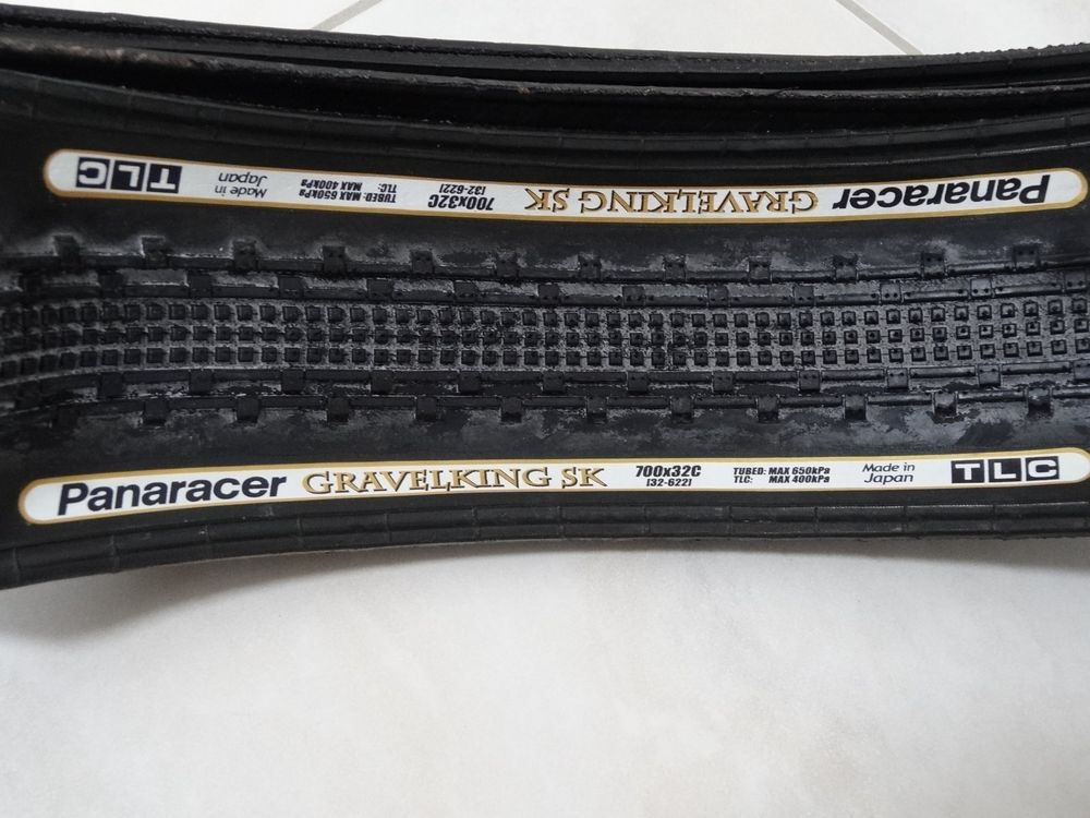 Gravel Reifen Panaracer Gravelking SK 700x32C (Neu und originalverpackt) in Uetikon am See für ...