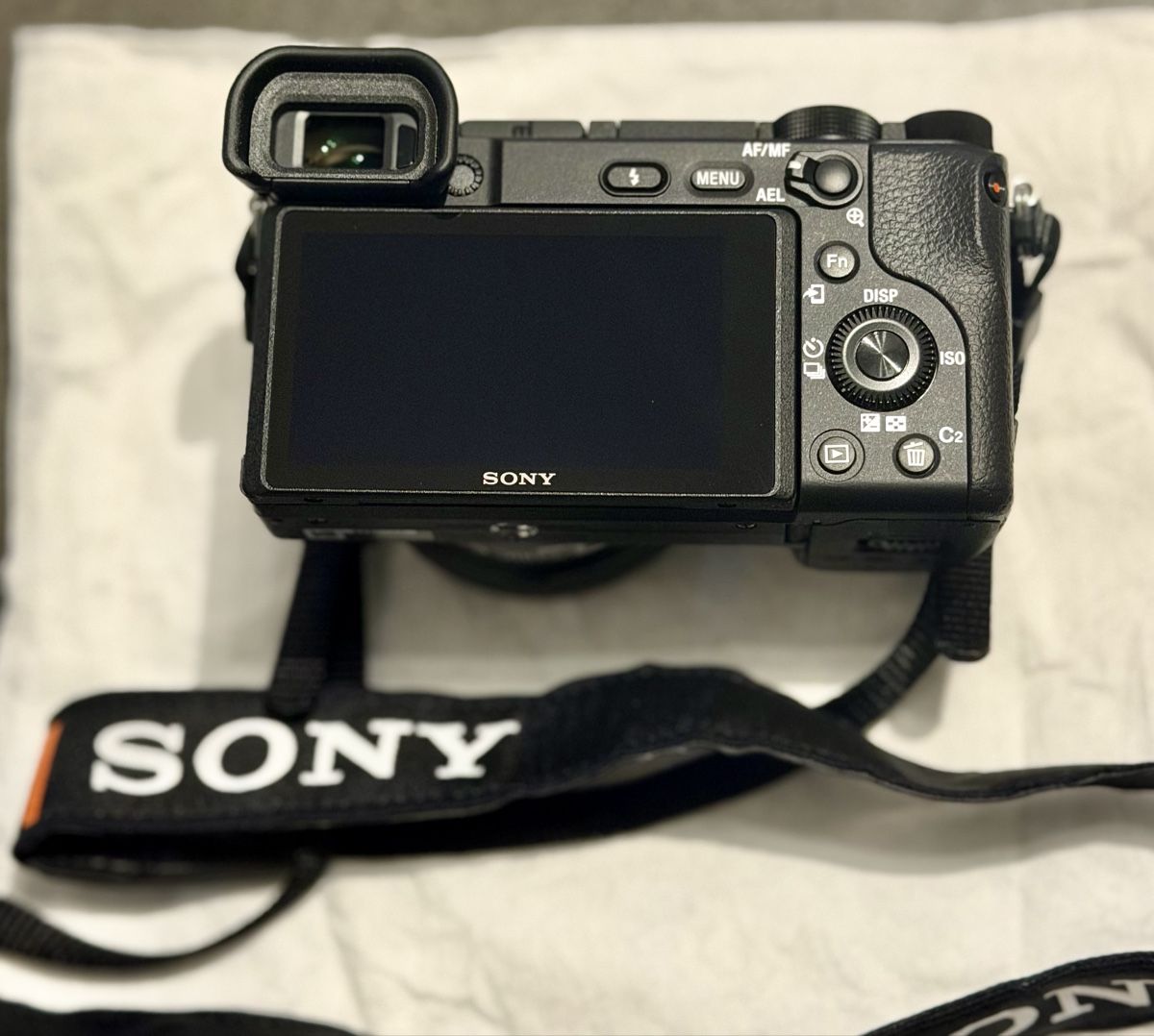 Profi Kamera Sony Alpha 6400 Kit 16-50mm WIE NEU! (Neu (gemäss ...