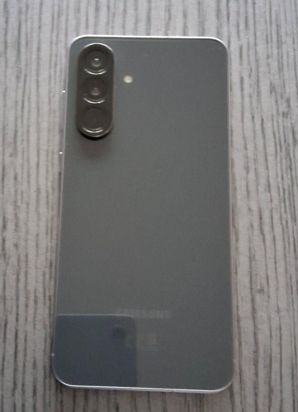 Samsung Galaxy A56, 128 GB, Grau, 6.70", Dual SIM, 5G. (Neu (gemäss ...