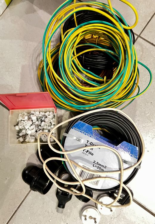 Elektromaterial | Kaufen auf Ricardo