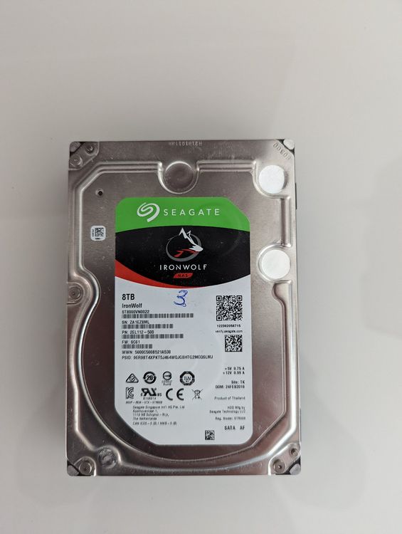 Seagate IronWolf ST8000VN004 (8TB, 3.5") für 1.- Fr (Gebraucht) in für ...