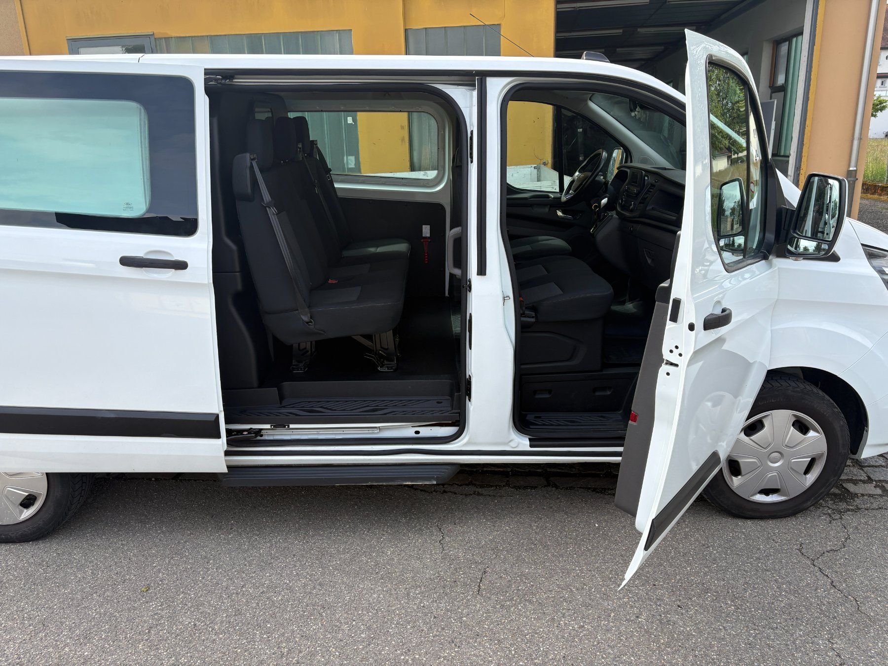 Transit Custom Van 320 L2H1 DK Trend A (Gebraucht) in Wangen b. Olten ...