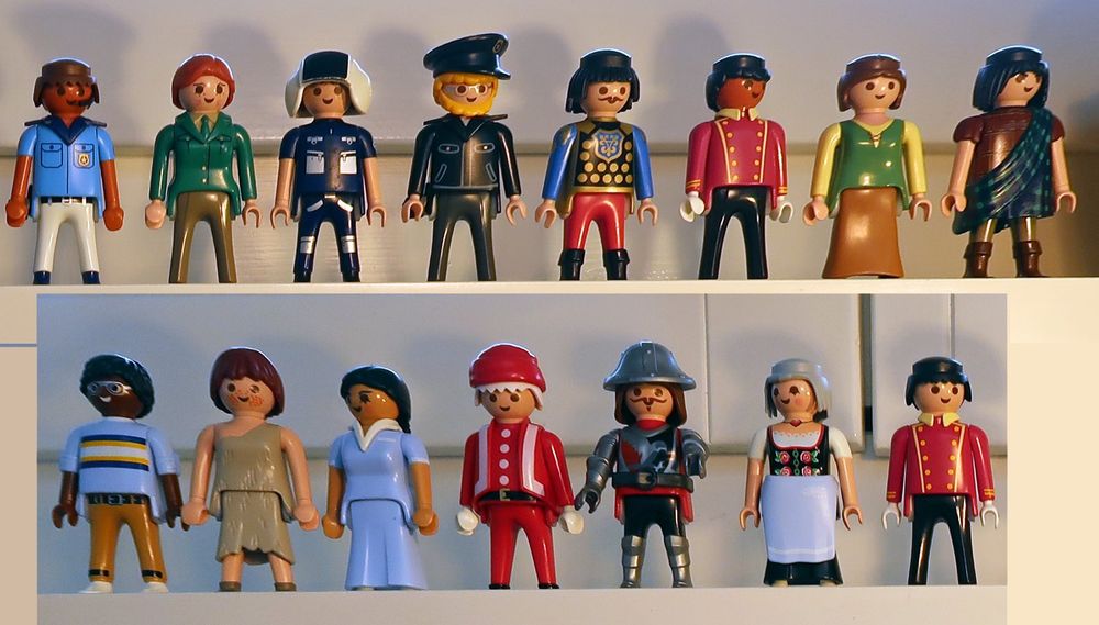 15 verschiedene PLAYMOBIL FIGUREN aus den 90ern | Kaufen auf Ricardo