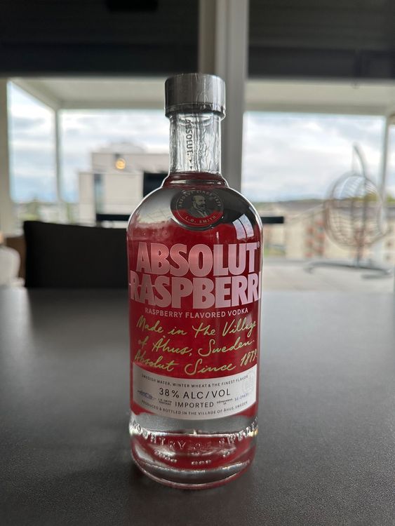 Absolut Raspberry Vodka, ungeöffnet, 0.7l (Neu und originalverpackt) in ...
