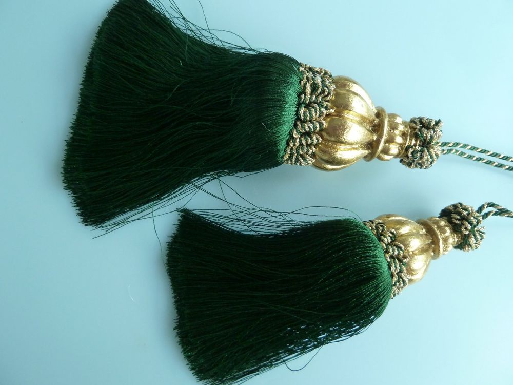 Quasten-Set grün (Neu und originalverpackt) in Therwil für CHF 12 – mit Lieferung auf Ricardo kaufen