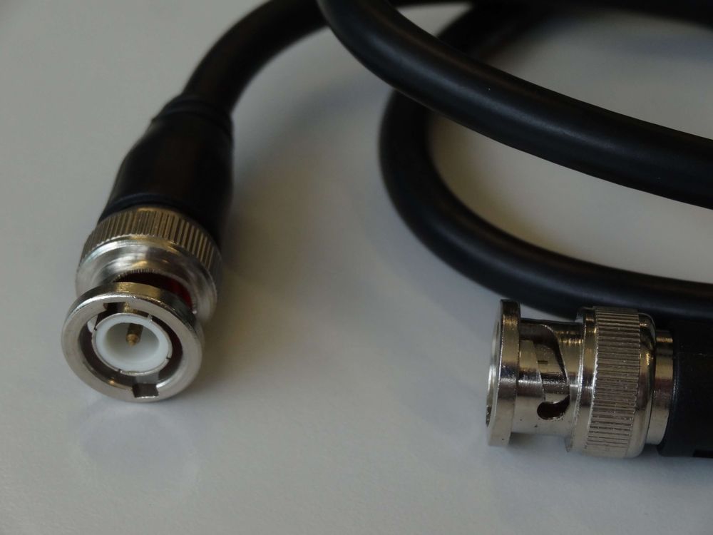 30 Stück BNC-Kabel (HF-/Koaxialkabel RG59/U) je 1,5 m | Kaufen auf Ricardo