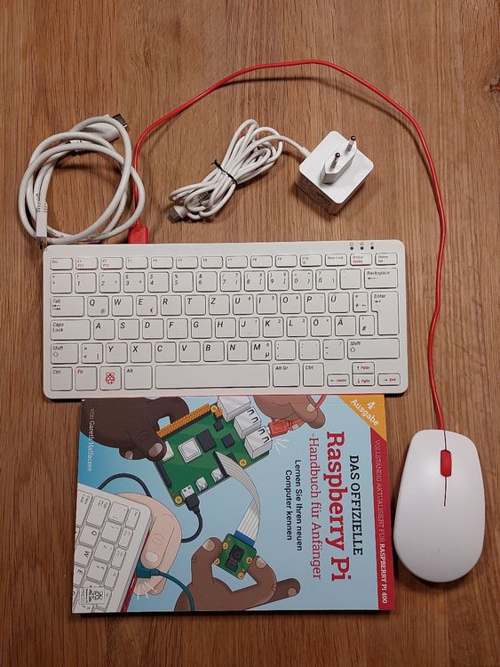 Raspberry Pi 400 Kit (Deutsches Tastatur Layout) | Kaufen auf Ricardo