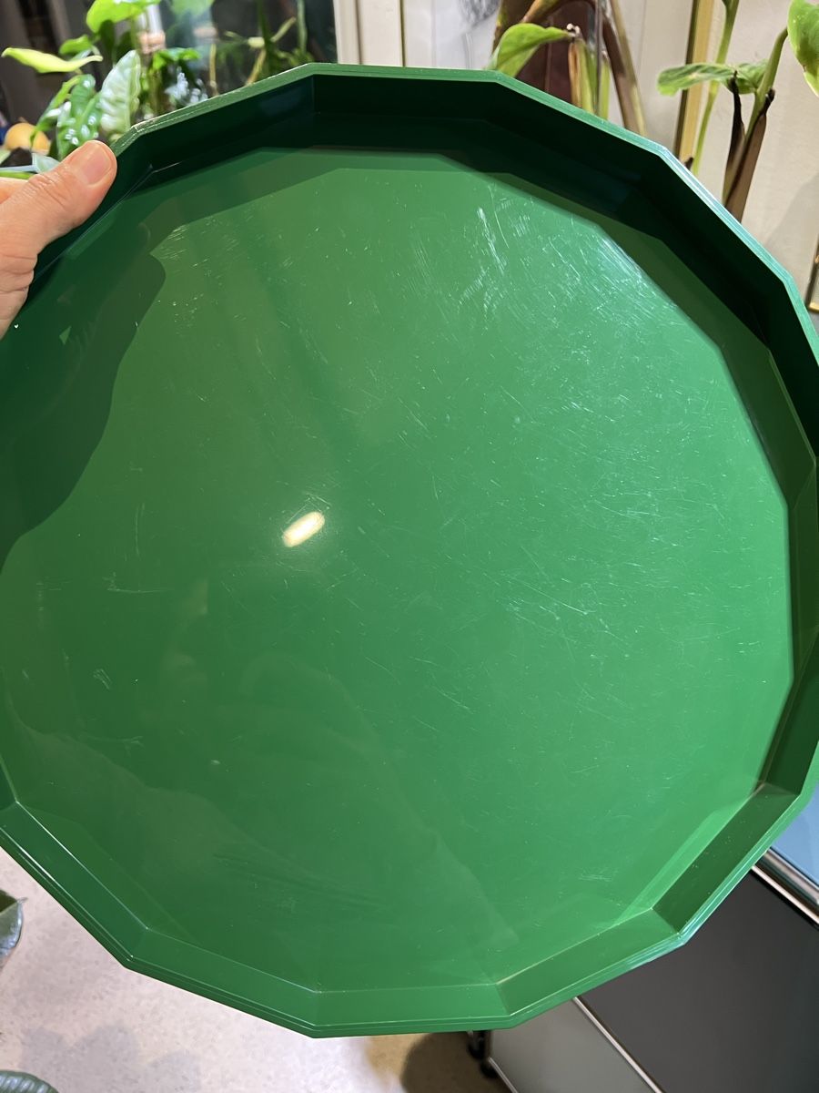 2 HAY - Facet Cabinet mit Füssen und Rollen (D'occasion) à Dietikon ...