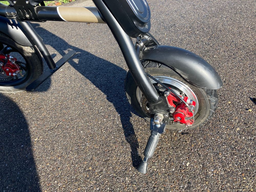 InMotion P1F SWISS EDITION E-Scooter mit Sitz. Nur 114Km (Gebraucht) in ...