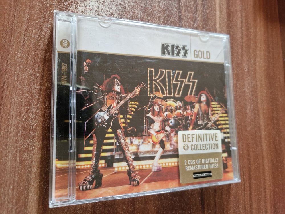 Kiss - Gold - Definitive Collection (Gebraucht) in für CHF 2.45 – mit ...