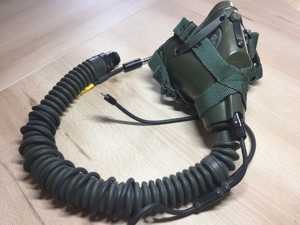 MBU-5 - Oxygen Mask / flight helmet | Kaufen auf Ricardo