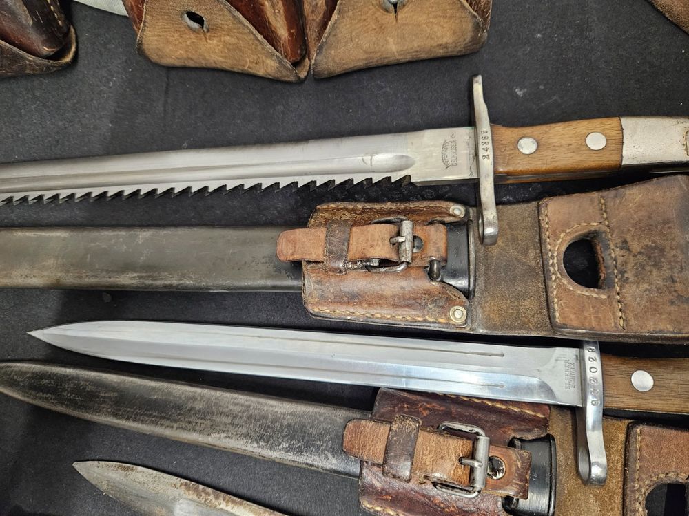 Antike Schweizer Militär Bajonette Faschinenmesser (Gebraucht) in Wolfertswil für CHF 210 – mit ...