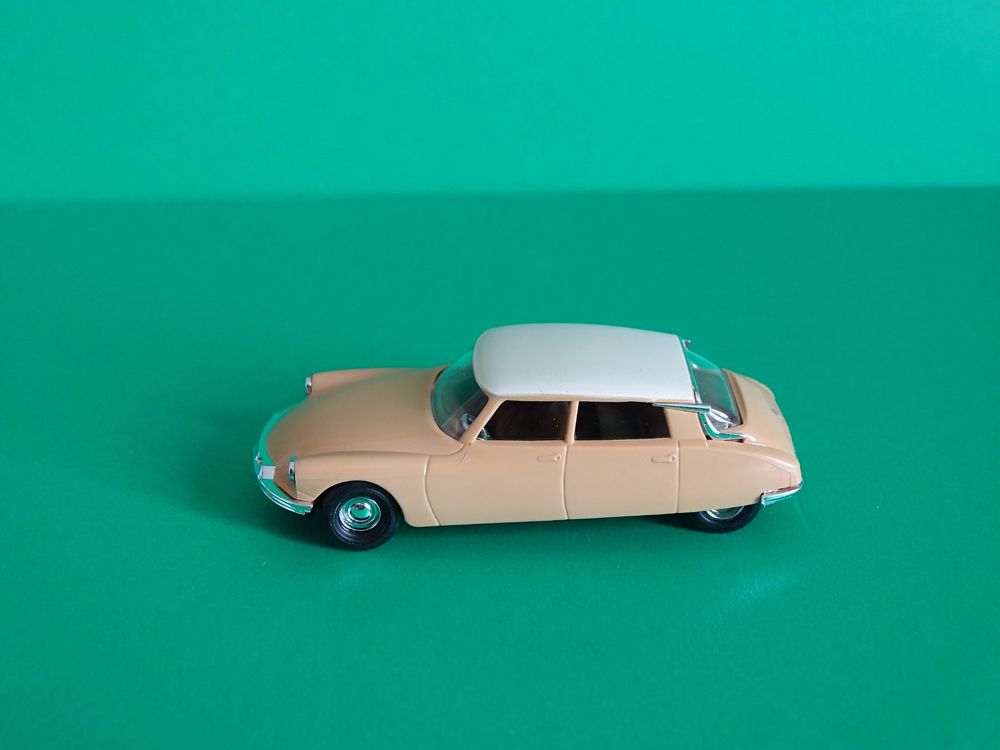 Citroen DS 19 von Busch 1/87 (Gebraucht) in Bretzwil für CHF 8 – mit ...