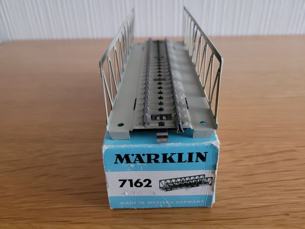Märklin H0 7162 - Gitterbrücke aus Metall - mit OVP hellblau | Kaufen ...