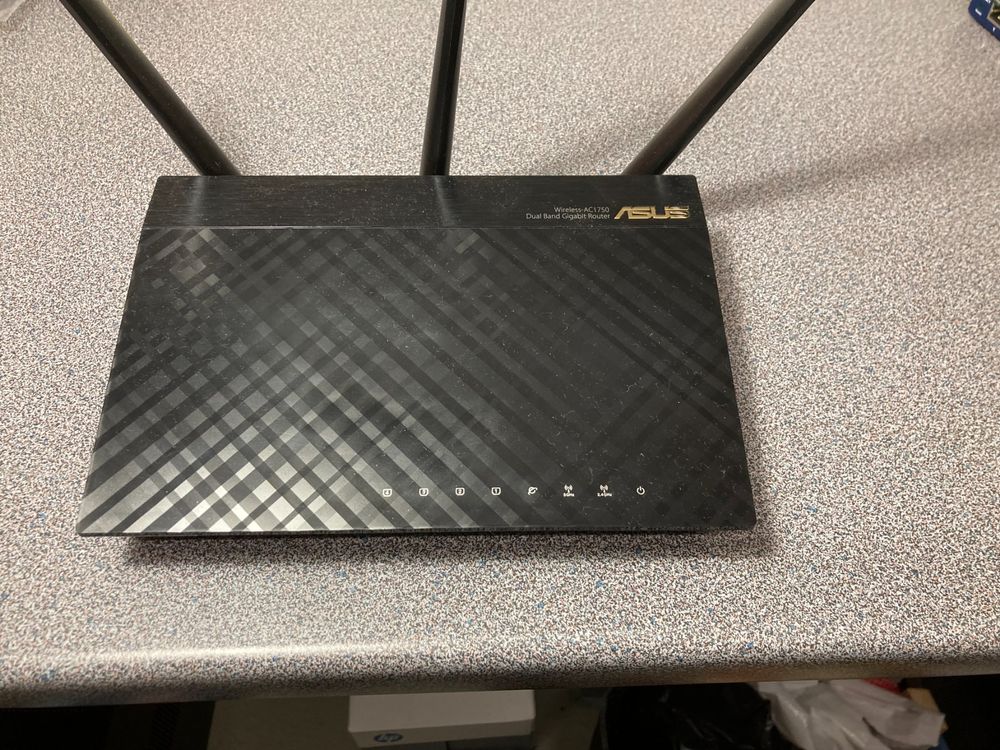 Router ASUS RT-AC66U B1 (Gebraucht) in Meilen für CHF 7 – mit Lieferung ...