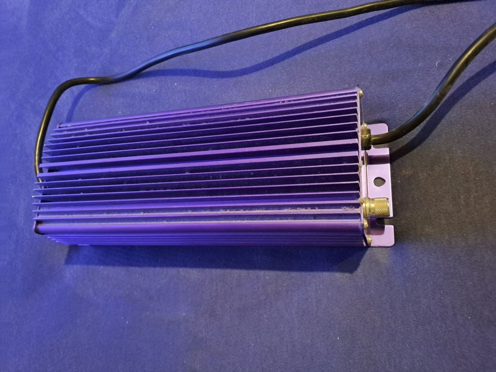 Ballast Electronique pour Lampes à Sodium et MH 600w CBD (Gebraucht) in ...