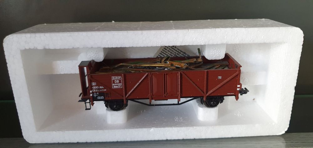 ROCO:DC: DB HOCHBORDWAGEN MIT SCHROTTLADUNG OVP (Gebraucht) in Biglen für CHF 14 – nur Abholung ...
