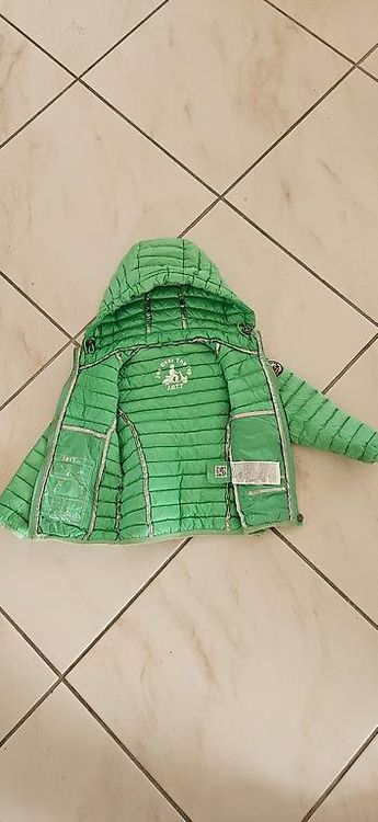 Baby Jacke Grösse 2-4 Jahre (Gebraucht) in Lufingen für CHF 15 – nur ...
