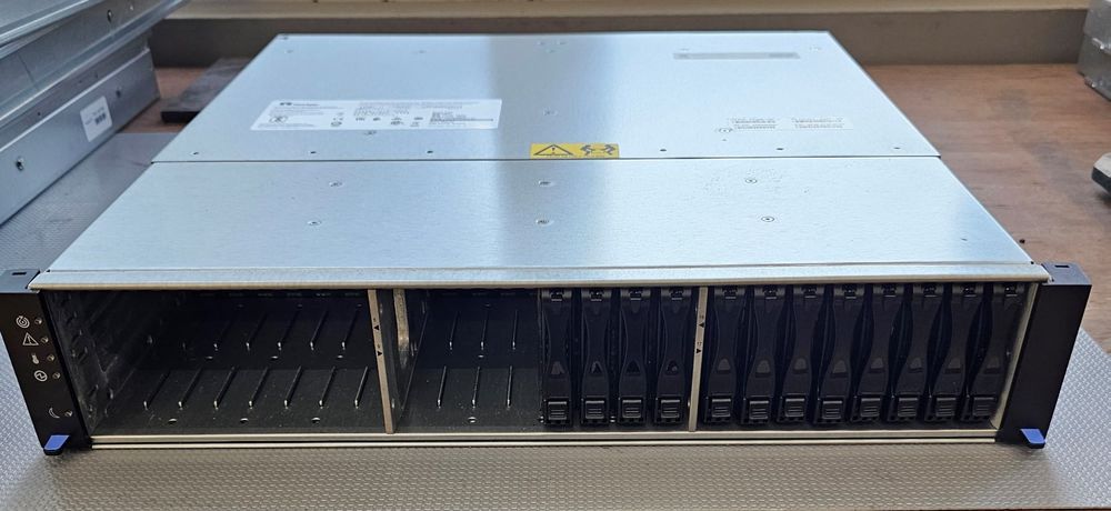 NetApp Drive Tray Server | Kaufen auf Ricardo
