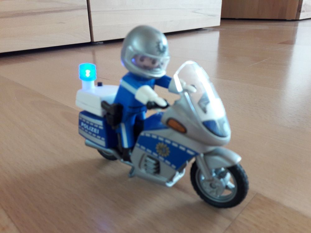 Playmobil Polizei Motorrad 5180 (Gebraucht) in Wildberg für CHF 4 – mit Lieferung auf Ricardo kaufen