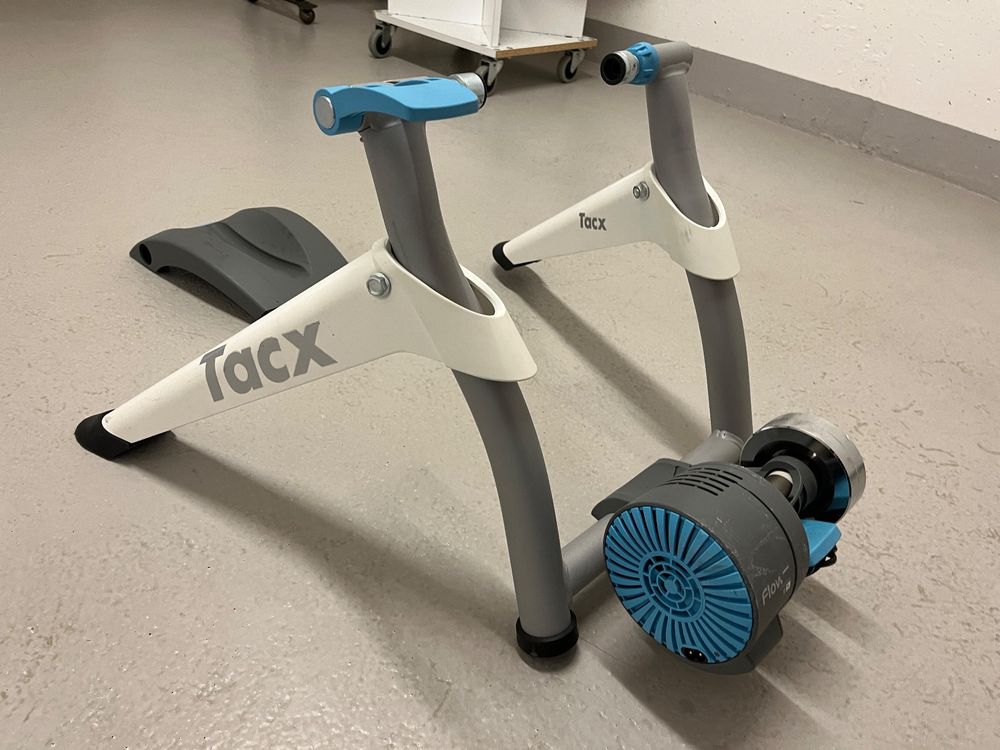 Tacx Flow Smart Rollentrainer (Gebraucht) in für CHF 96 – nur Abholung ...