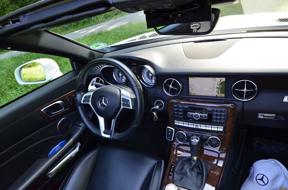 MERCEDES SLK 250 R172 WEINSBERG (Black&White) Diamant ab MFK (Gebraucht ...