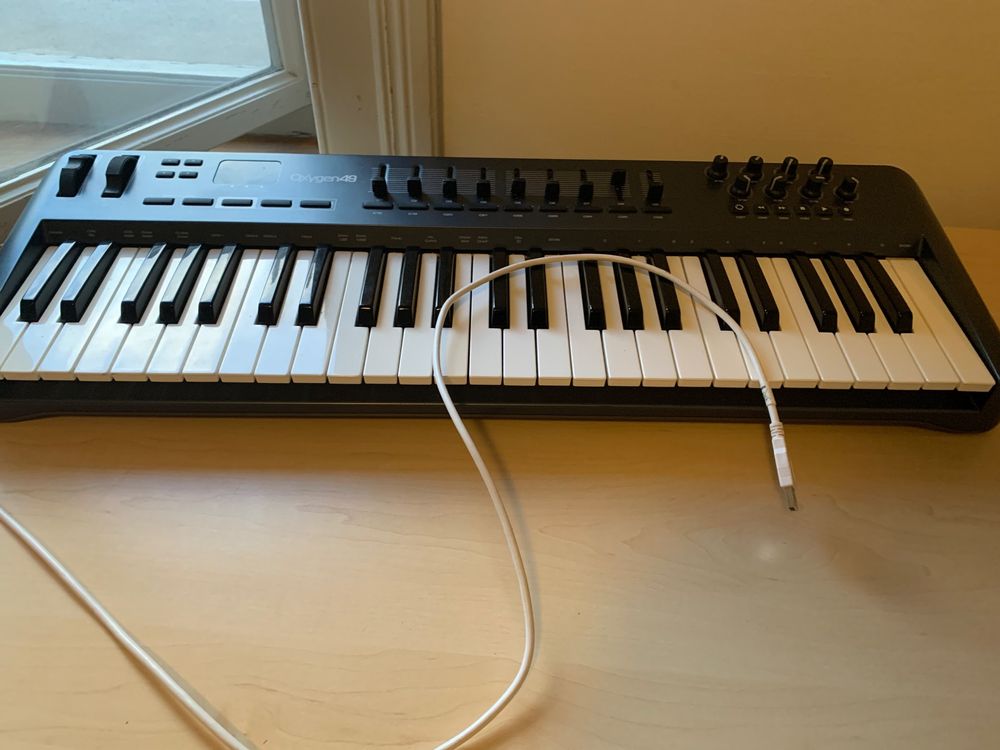 Midi Keyboard M-Audio Oxygen 49 (Gebraucht) in Zürich für CHF 16 – nur ...