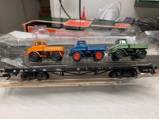 Märklin 46286 Fahrzeugtransportwagen "Unimog" (Neu (gemäss Beschreibung ...