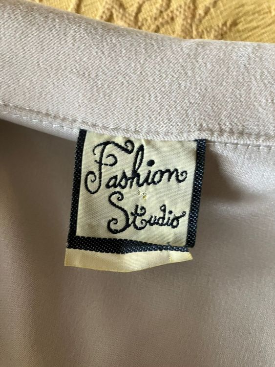 Completo sintetico beige Fashion Studio tg.M (Usato) a Melano per CHF ...