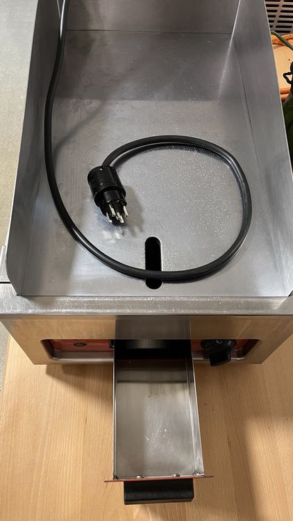 Franke Grill (Gebraucht) in Wichtrach für CHF 100 – nur Abholung auf ...