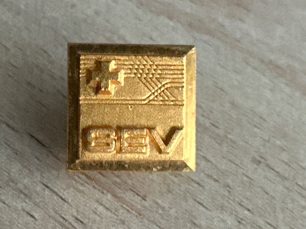 Pin SEV (Gebraucht) in Glattbrugg für CHF 1 – mit Lieferung auf Ricardo ...