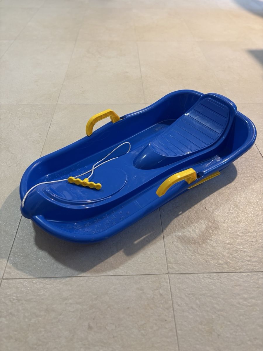 Luge bleue, pour des descentes enneigées inoubliables! (D'occasion) à ...