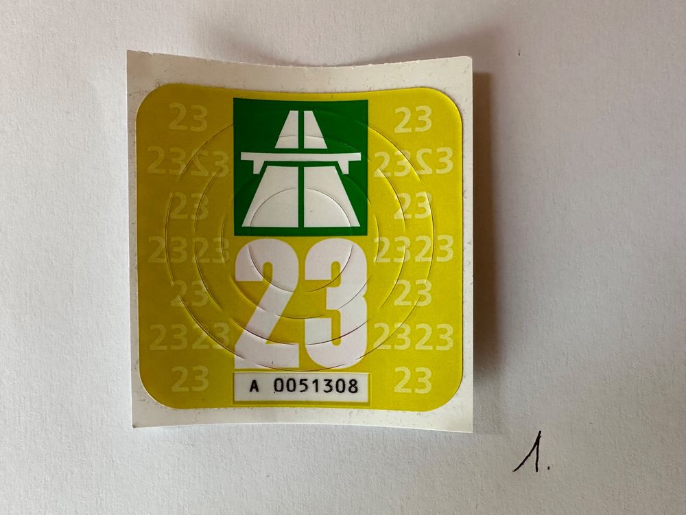 Autobahn Vignette 2023 NEU nr.1 (Neu und originalverpackt) in Rütschelen für CHF 30 – mit ...