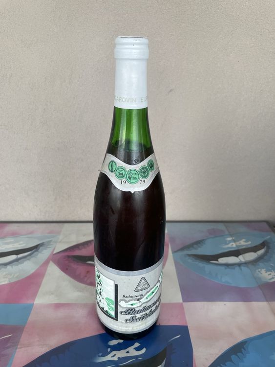 Vin de collection Badacsony Hongrie 1979 Szürkebarát rare (D'occasion) à Denges pour CHF 65 ...