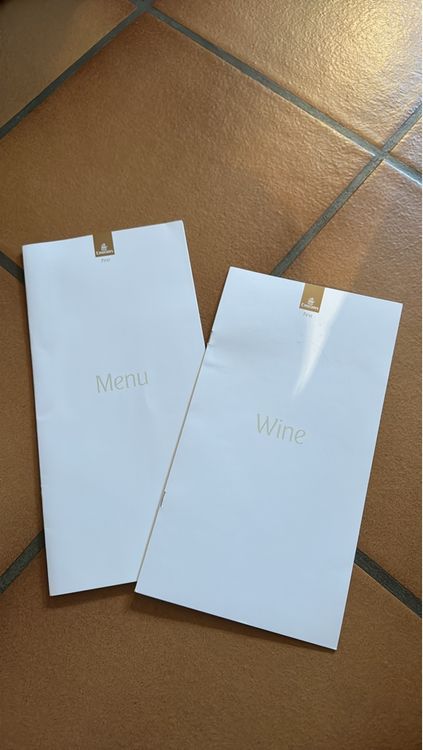 Emirates Wine and Menu Cards First Class Airlines (Gebraucht) in Bern ...