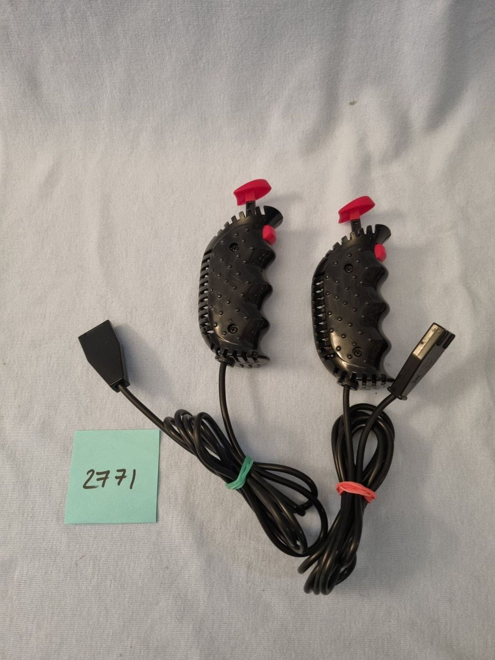 Hilbrand-Handel: Carrera Go!!! 2 × Handregler (Gebraucht) in Willisau ...