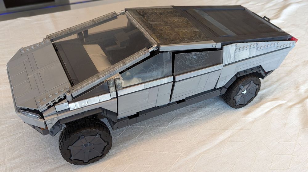 MEGA CONSTRUX Signature Collection - Tesla Cybertruck GWW84 (Gebraucht ...